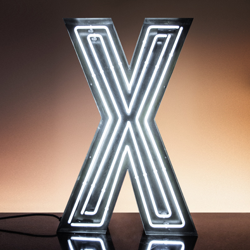 Neon X 2 Hire - Kemp London - Bespoke neon signs and prop hire.