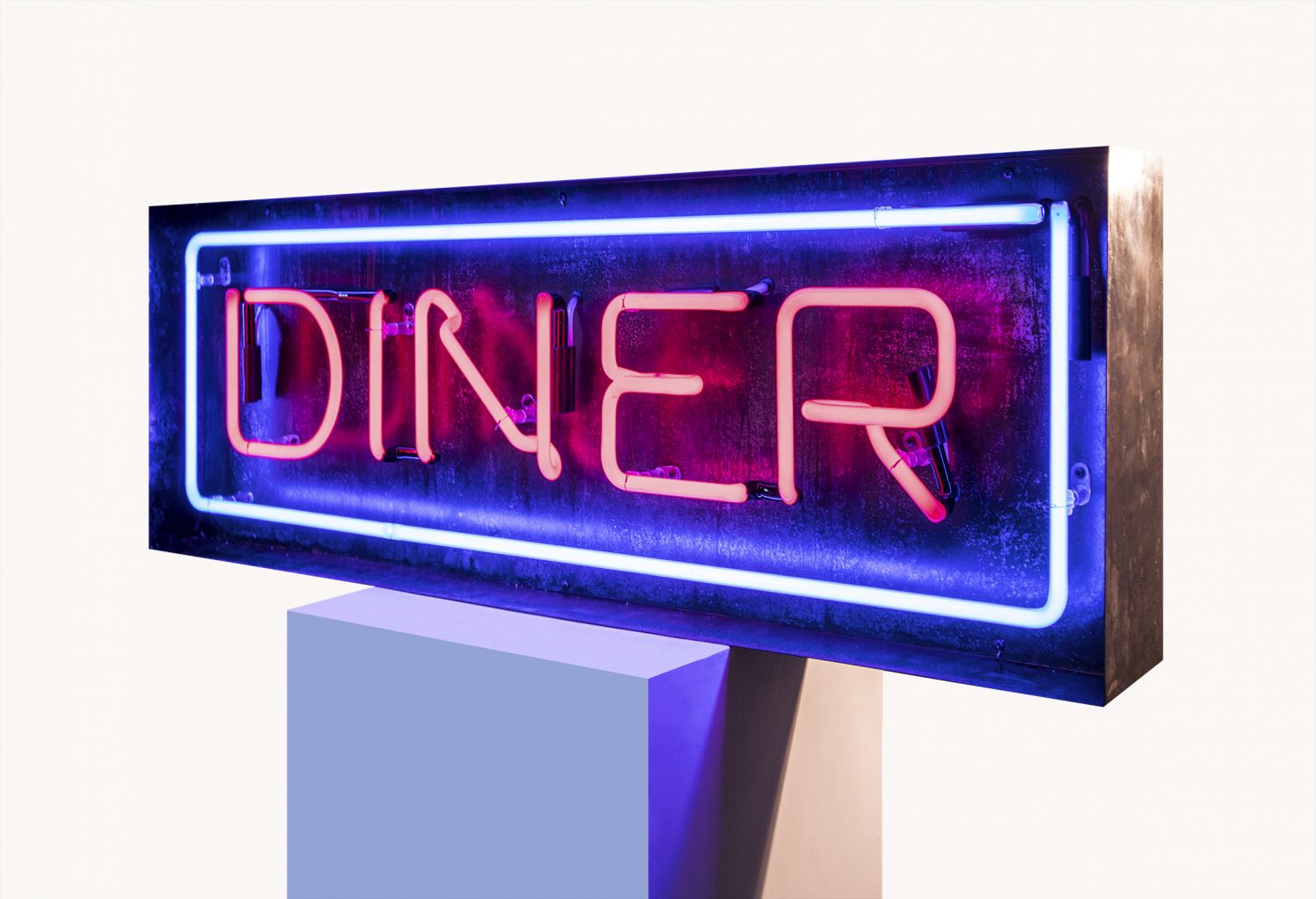 Neon Diner Hire - Kemp London - Bespoke neon signs and prop hire.